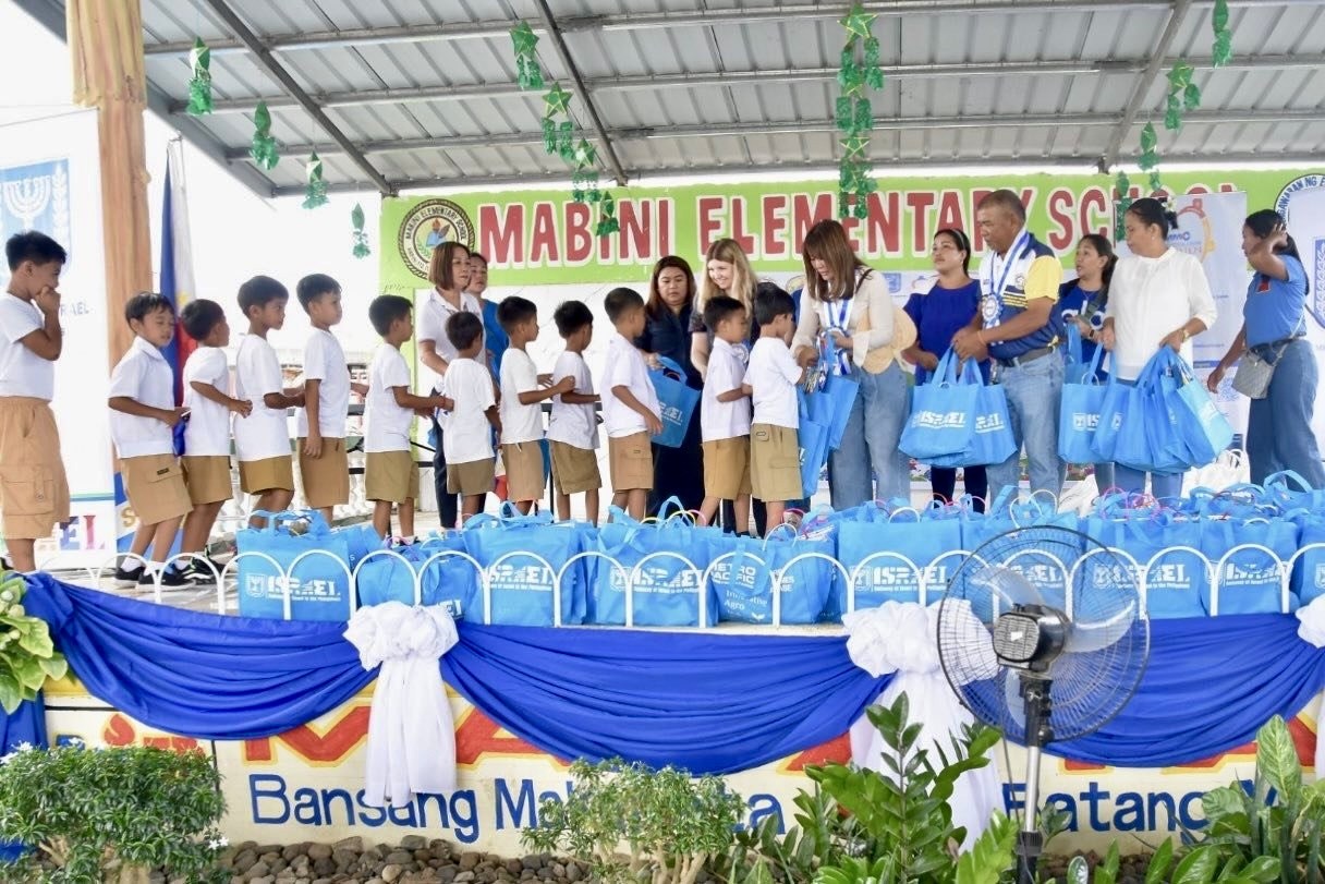 Embassy of Israel Joins Shalom Club Nueva Ecija for Annual Holiday ...